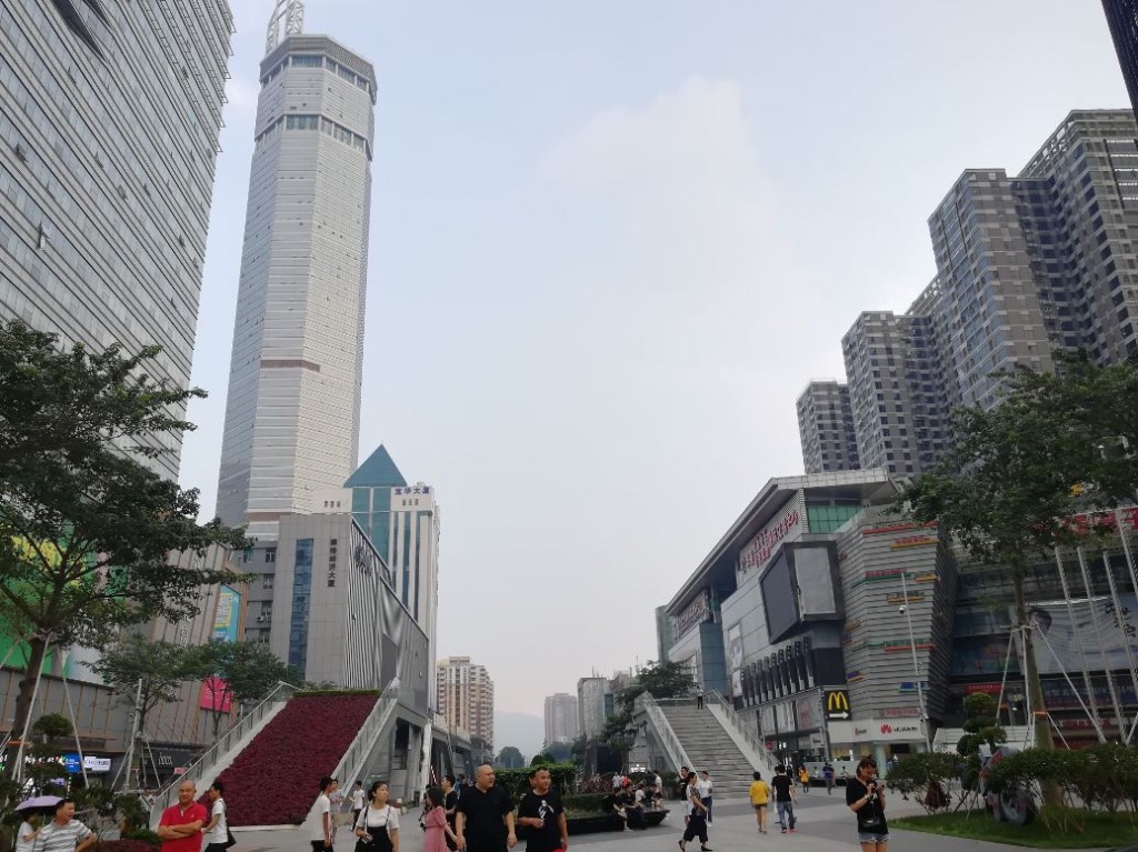 Private tour in Shenzhen. Huaqiangbei market(SEG) –the biggest ...