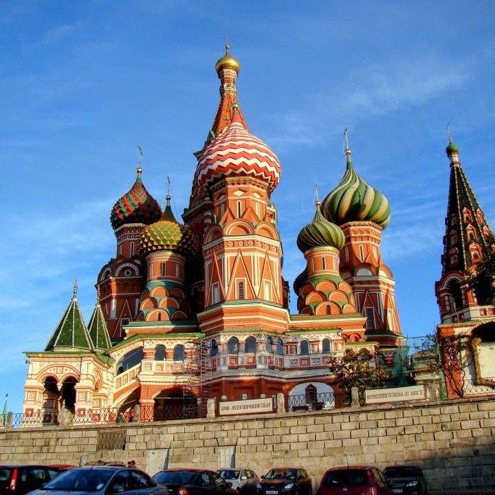 Walking tour in Moscow. Center walk tour. Guided tour in Moscow,Russia
